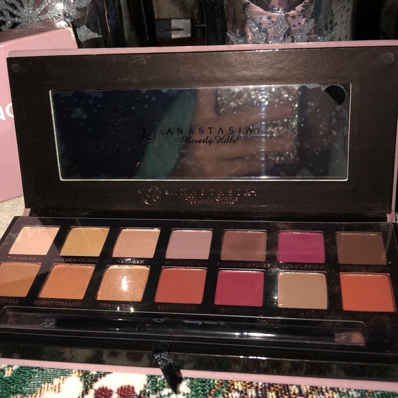 Anastasia Beverly Hills | Makeup | Abh Modern Renaissance Palette ...